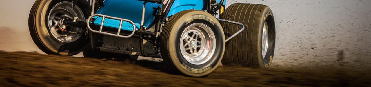 Dirt Track Camshafts for Circle/Oval Racing | Speedway Motors